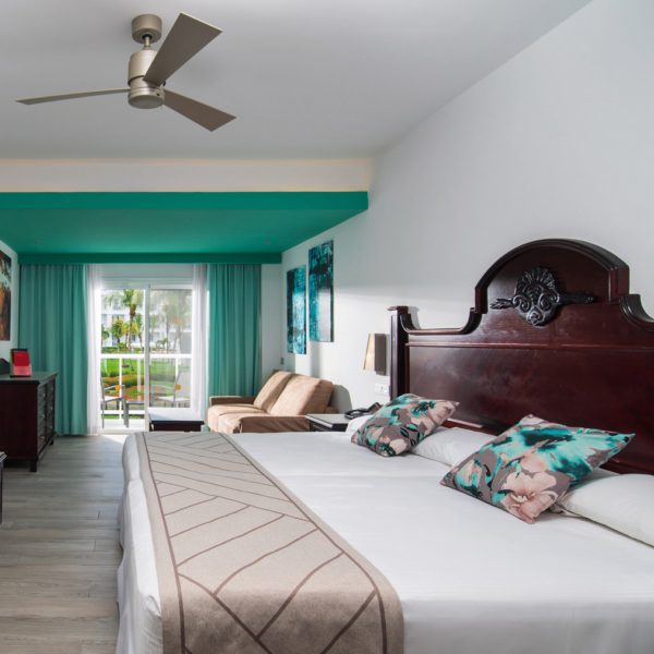 Riu Ocho Rios | All-Inclusive Jamaica Destination Weddings | Honeymoons Inc