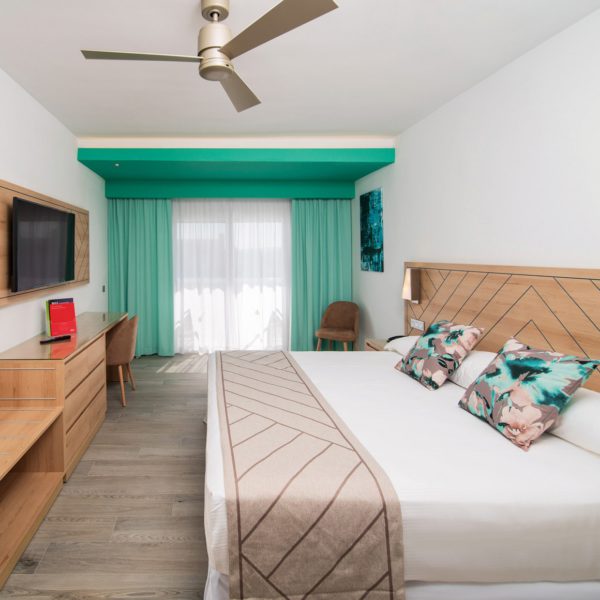 Riu Ocho Rios | All-Inclusive Jamaica Destination Weddings | Honeymoons Inc